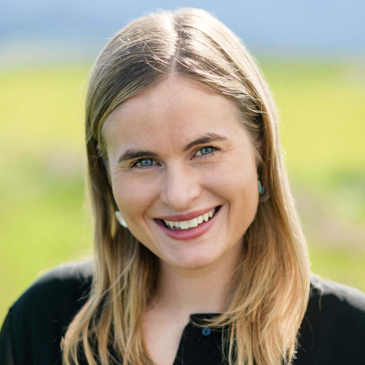About Team Member Dana Harnick| Meet the Team | PIE